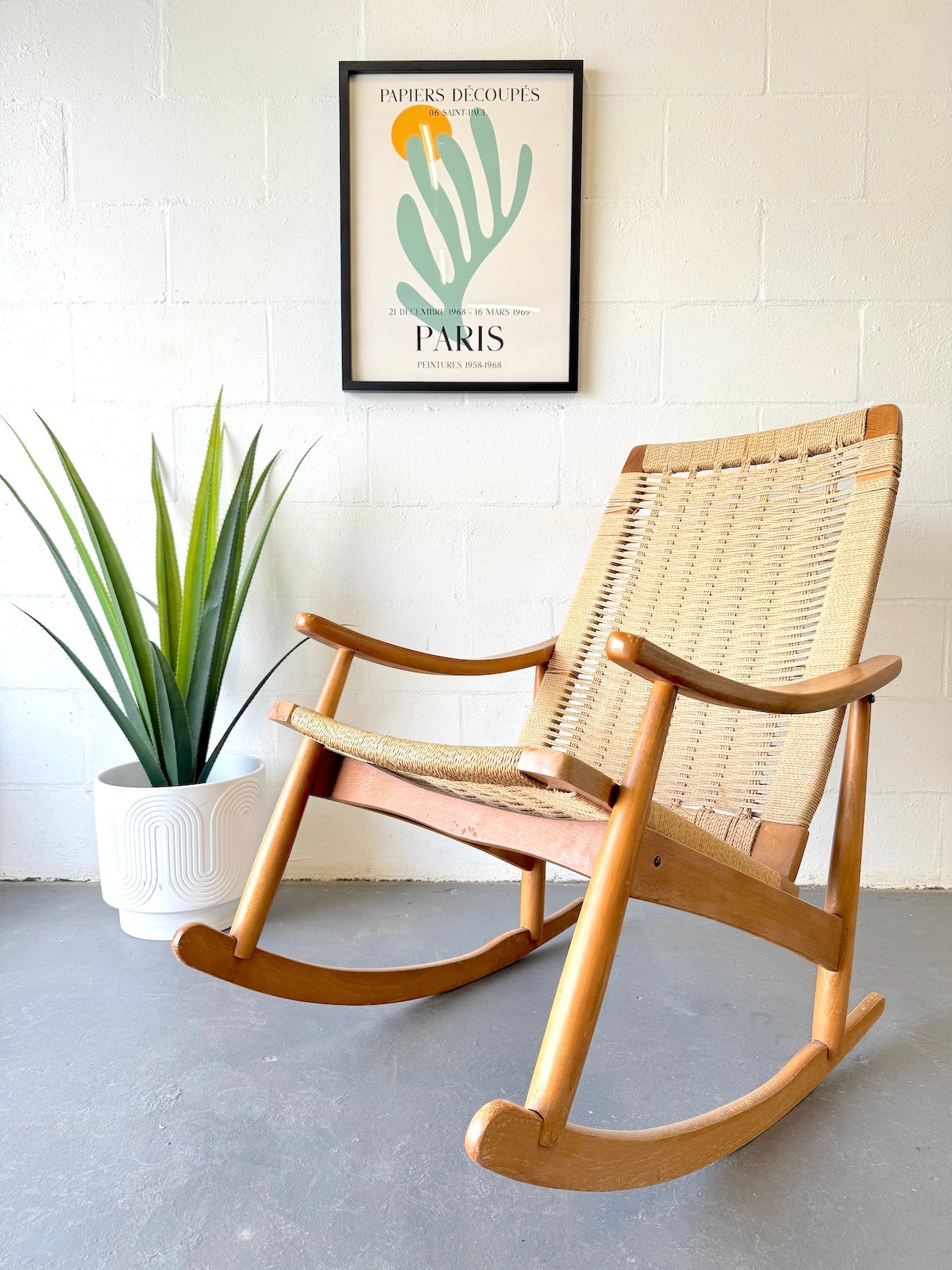 Vintage Wood and Rope Rocking Chair – Warehaus Orlando
